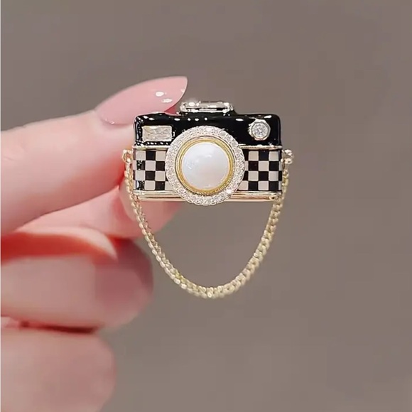 Private Label | Jewelry | Black And Gold Checkered Camera Brooch | Poshmark